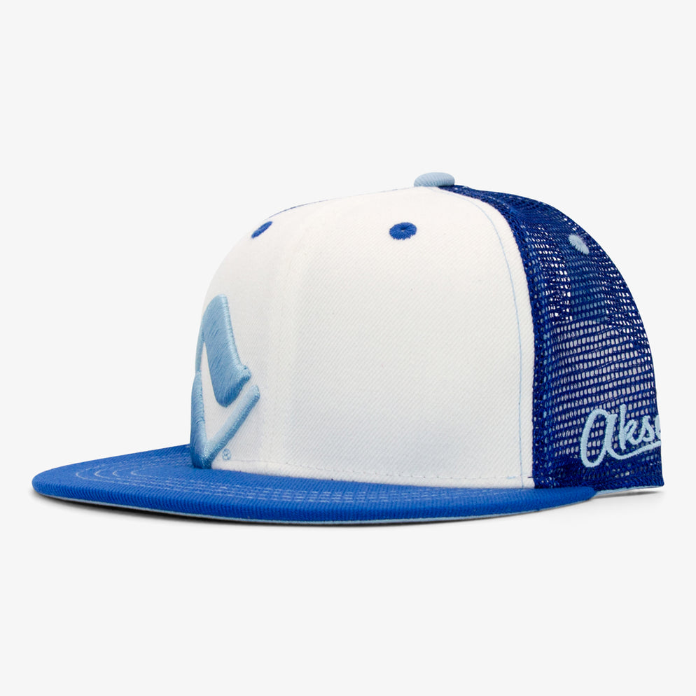 Vail Resorts Trucker Hat — Aksels